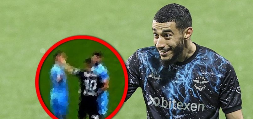 Trabzonspor Adana Demirspor maçında saha karıştı! Kırmızı kart... - Aspor Trabzonspor Adana Demirspor maçında saha karıştı! Kırmızı kart... - Aspor