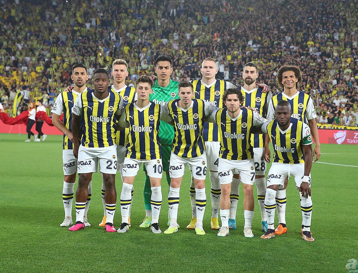 FENERBAHÇE HABERLERİ: Flaş transfer iddiası! Dünya devi Arda Güler’i ... FENERBAHÇE HABERLERİ: Flaş transfer iddiası! Dünya devi Arda Güler’i ...