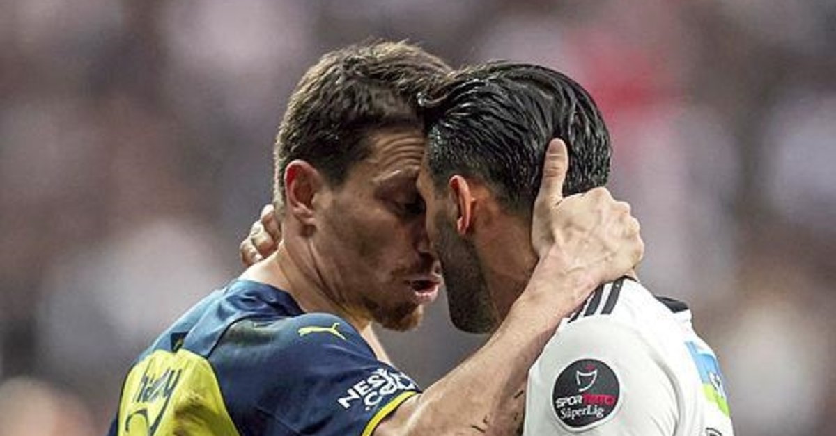 Beşiktaş - Fenerbahçe derbilerinde olaysız maç yok! Son 23 maçta 21 ... Beşiktaş - Fenerbahçe derbilerinde olaysız maç yok! Son 23 maçta 21 ...