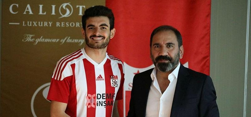 Fatih Aksoy resmi sözleşmeyi imzaladı - Aspor